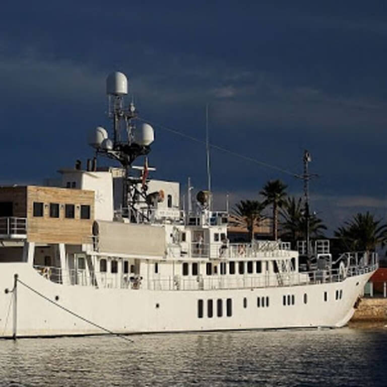 Hayama - More Marine Superyacht items